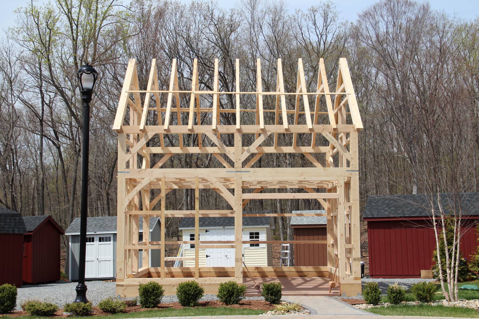 18' x 20' Post & Beam Barn Raising | The Barn Yard