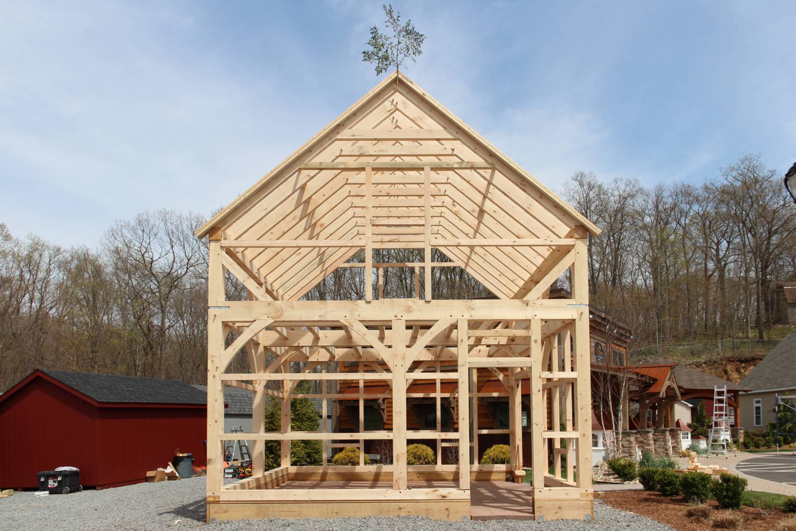 18' x 20' Post & Beam Barn Raising | The Barn Yard