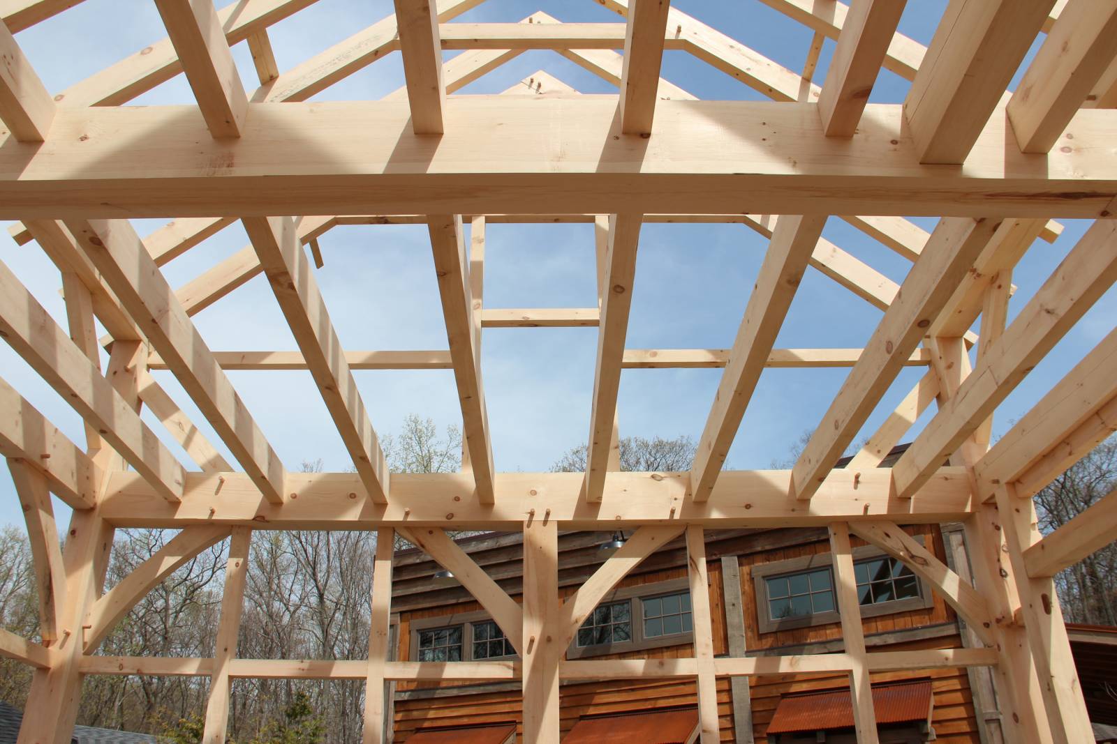 18' x 20' Post & Beam Barn Raising | The Barn Yard