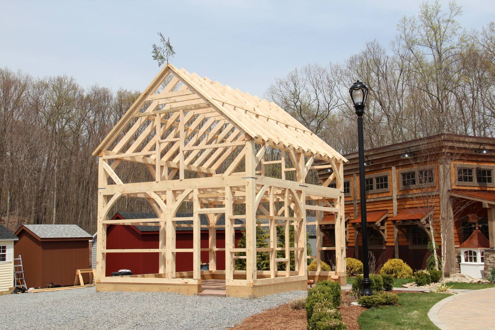 18' x 20' Post & Beam Barn Raising | The Barn Yard