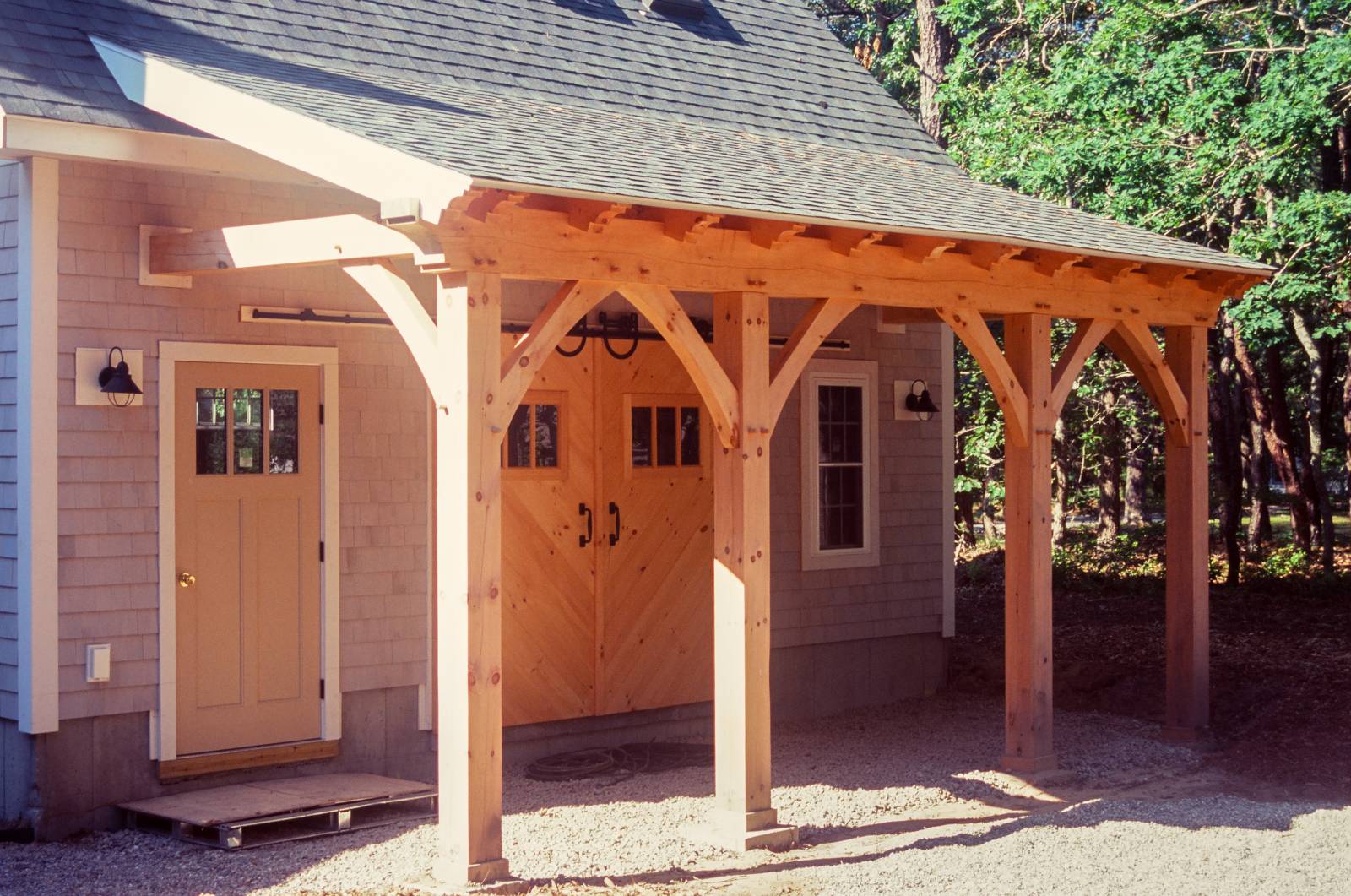 Photo Feature: 24' x 24' Newport Custom Garage in Wellfleet, Cape Cod ...