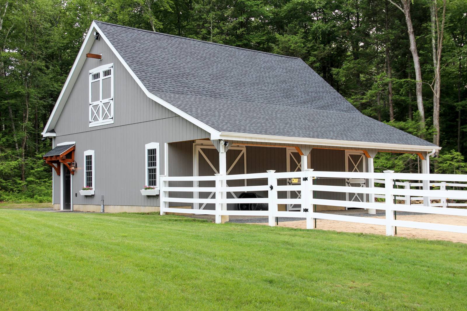 Lean-To Overhangs | The Barn Yard