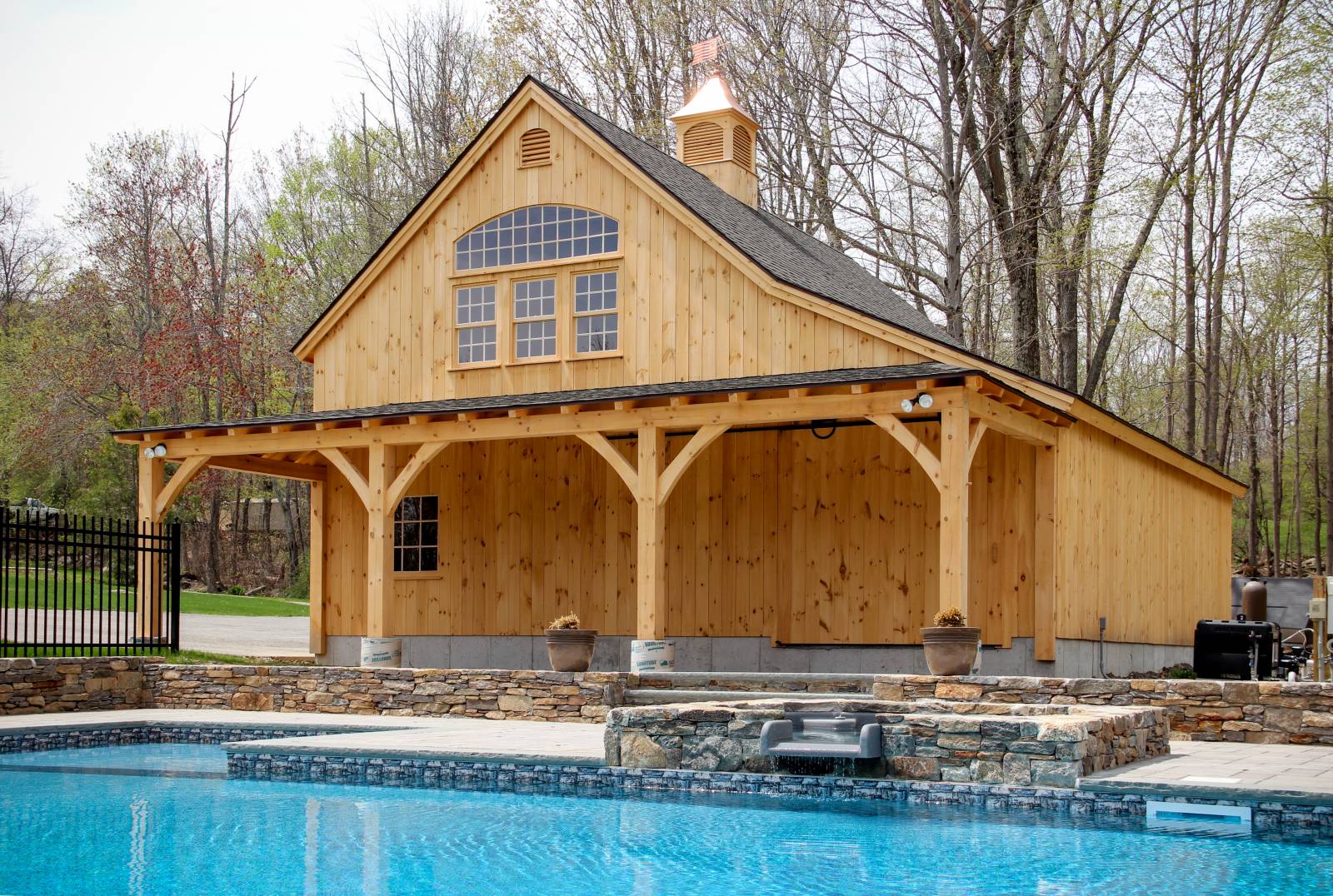 Lean-To Overhangs | The Barn Yard