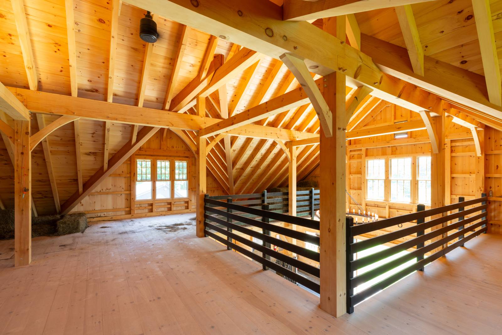 Luxurious Horse Barn | The Barn Yard