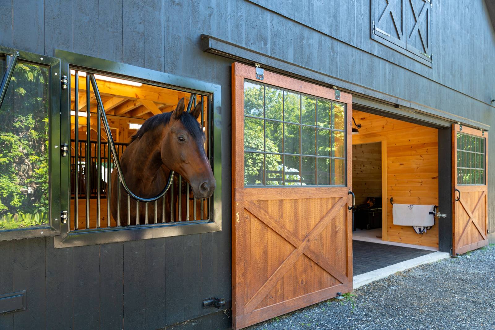 Luxurious Horse Barn | The Barn Yard