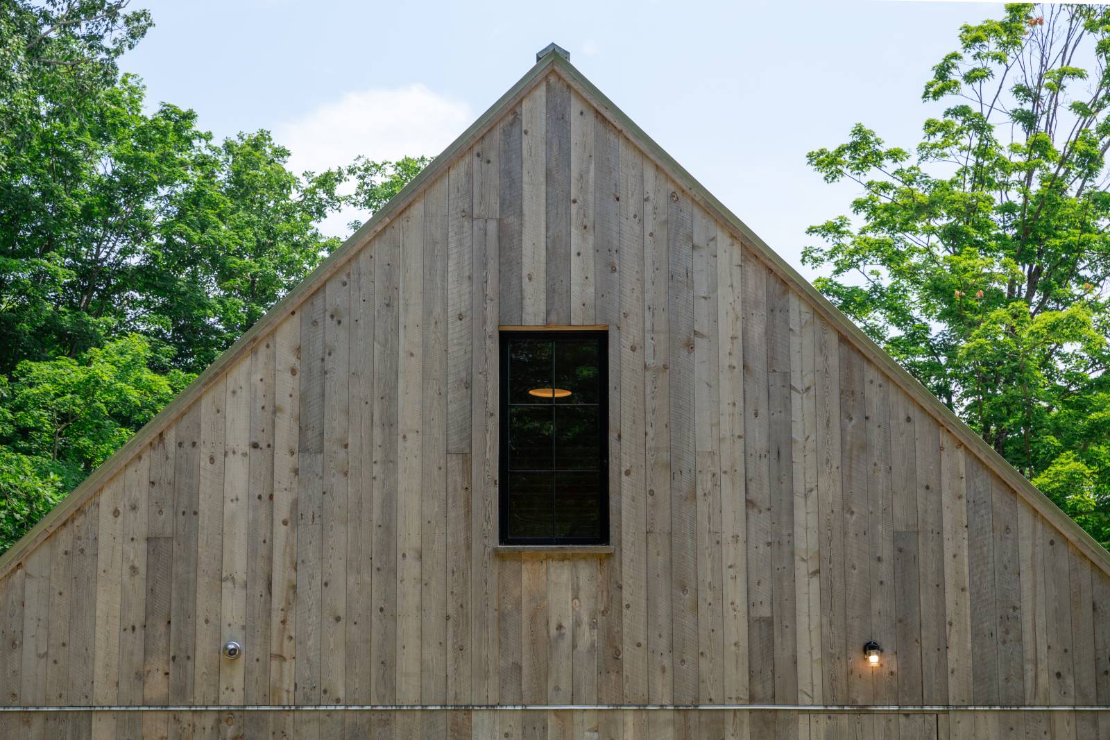 Minimalist Carriage Barn | The Barn Yard