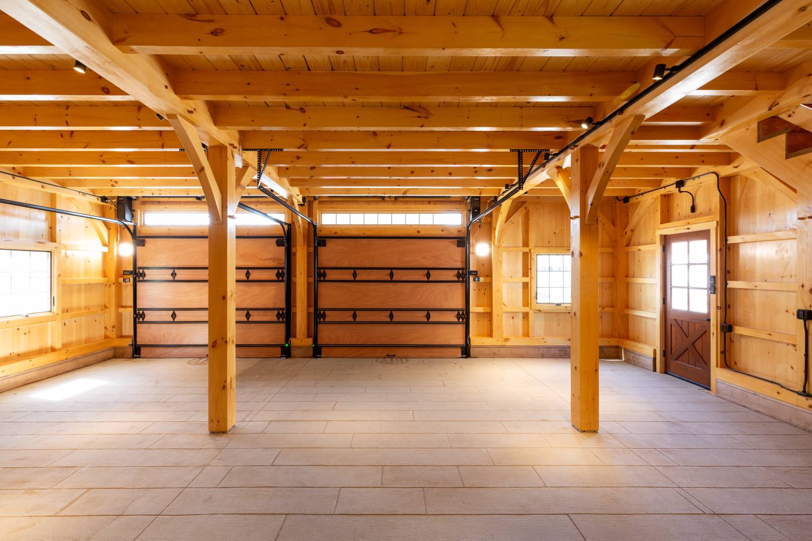 NEW! Updated 32' x 32' Lenox Carriage Barn on Display | The Barn Yard