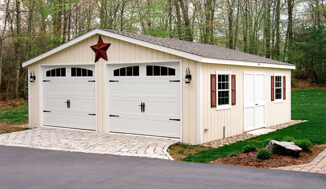 Classic Craftsman Garage | The Barn Yard
