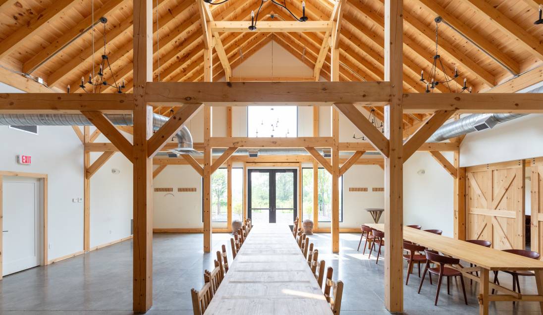 Saratoga Barn Series | The Barn Yard