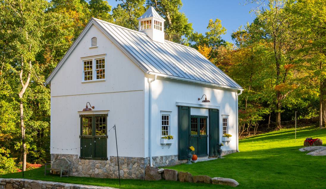 Carriage Barn Series | The Barn Yard