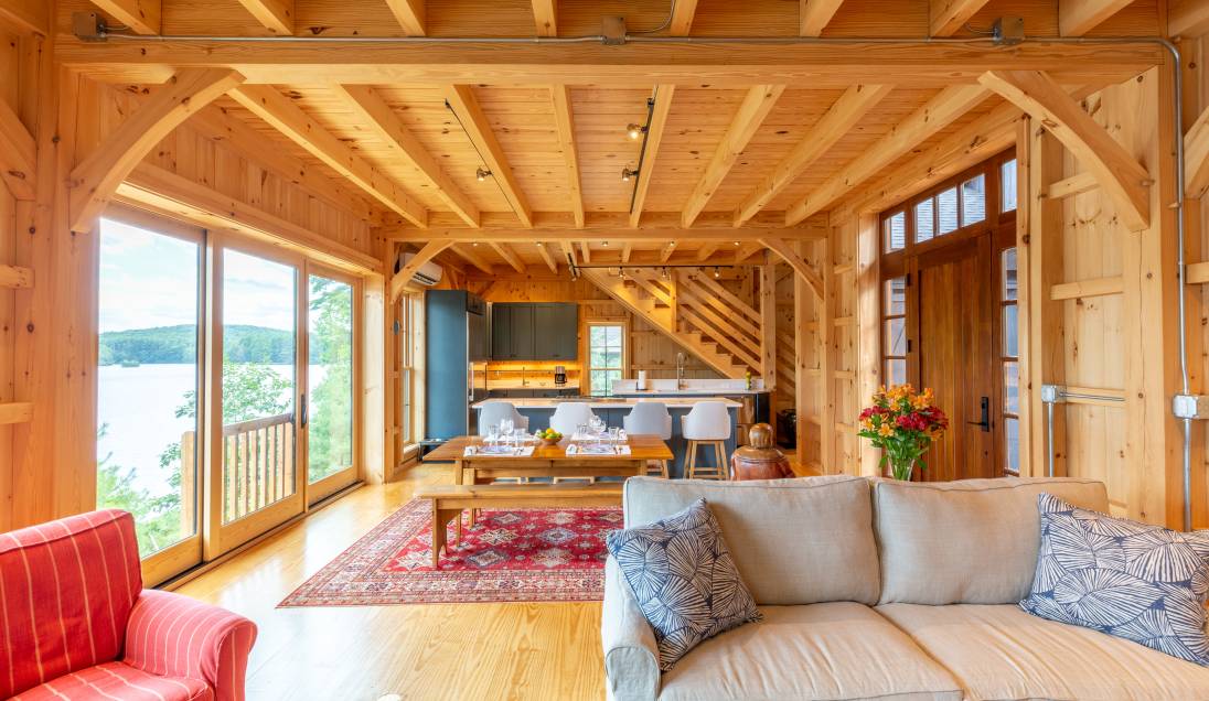 Custom Timber Frame Barns & Commercial Buildings in New England