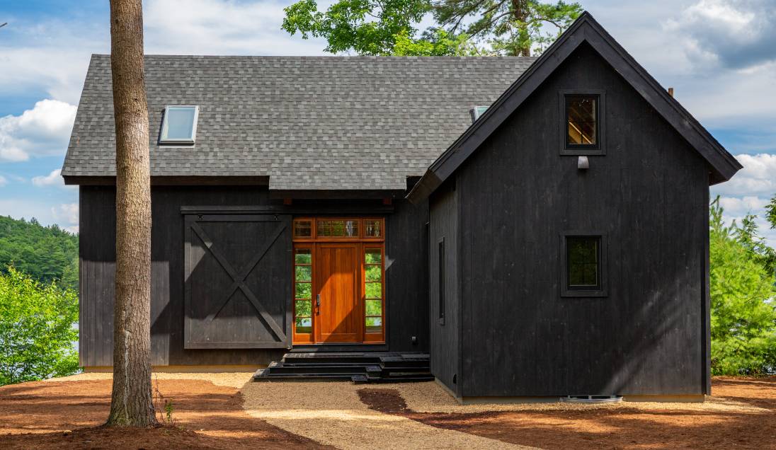 Custom Timber Frame Barns & Commercial Buildings in New England