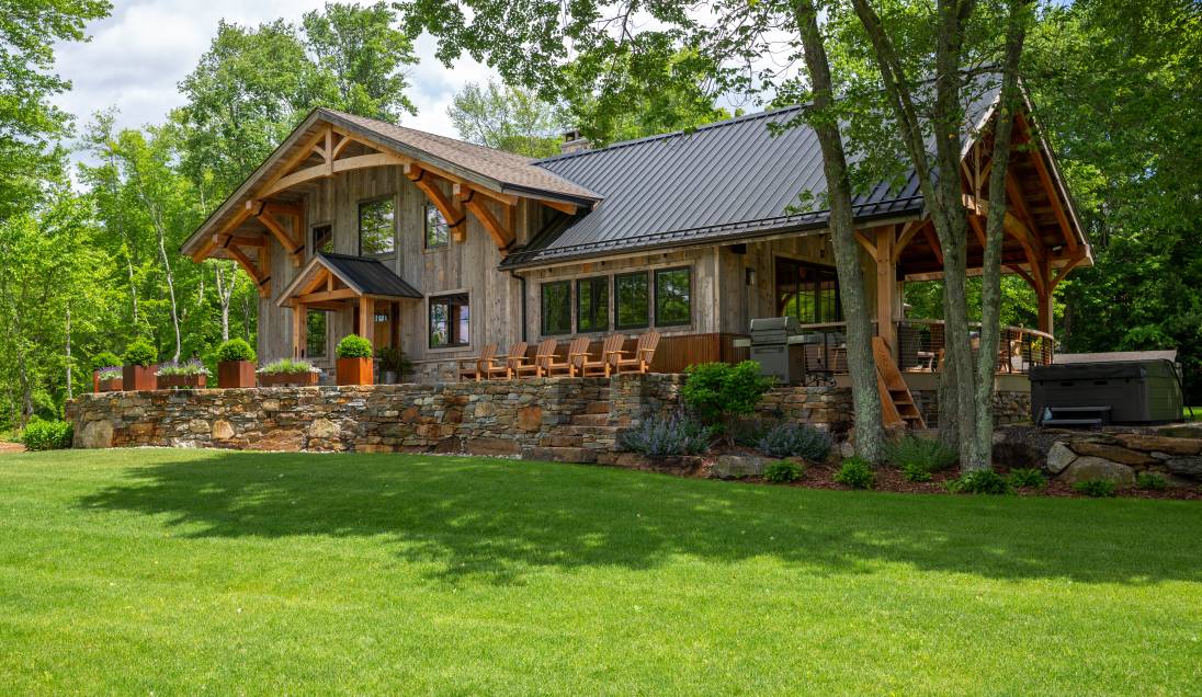 Custom Timber Frame Barns & Commercial Buildings in New England
